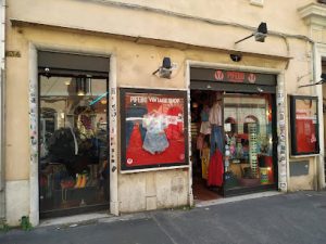 The 16 Best Vintage Stores in Rome | RomeList